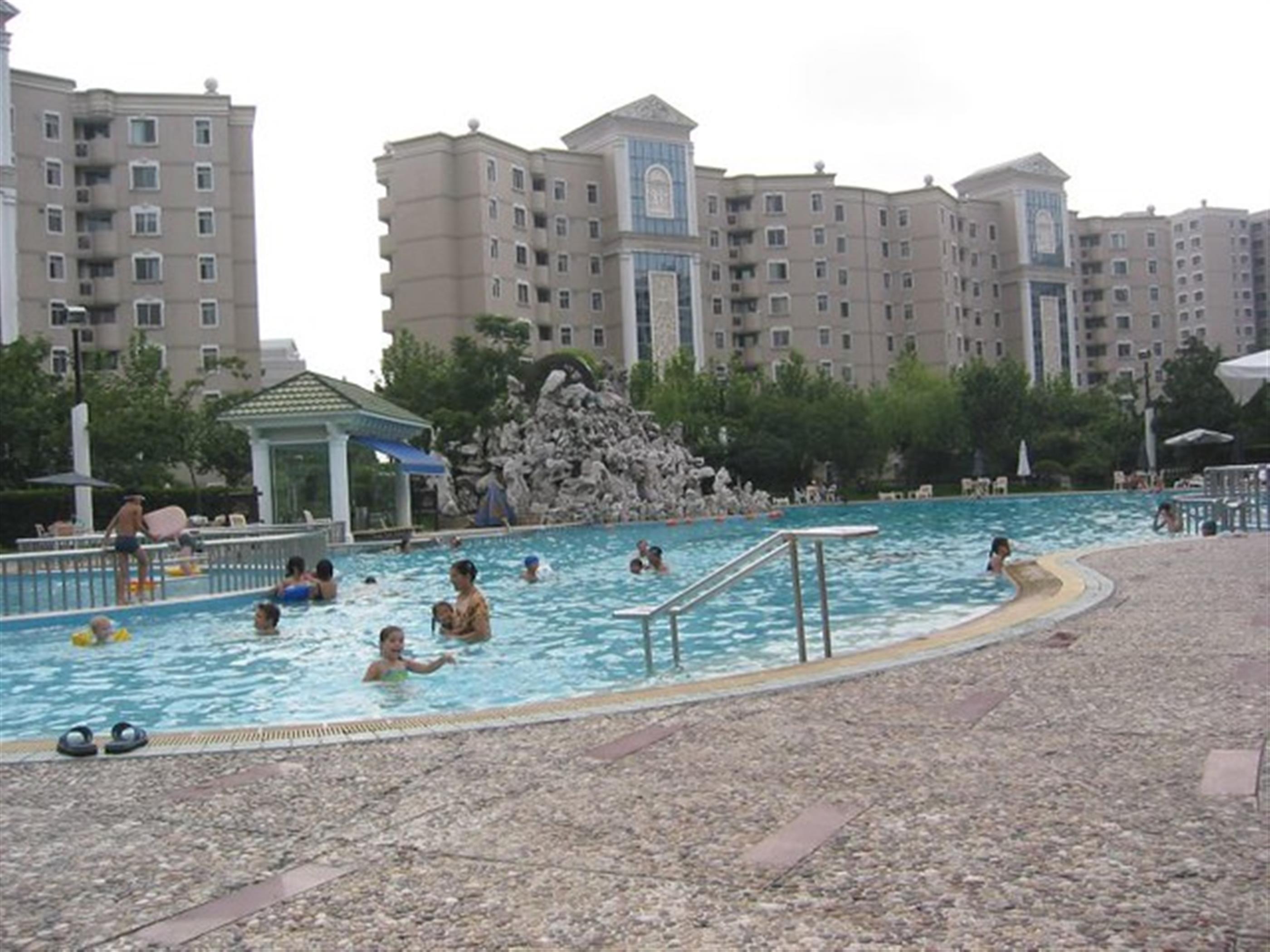 Bright Spacious 2BR Mandarine City Apartment Nr LN 10 for Rent in ...